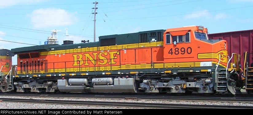 BNSF 4890